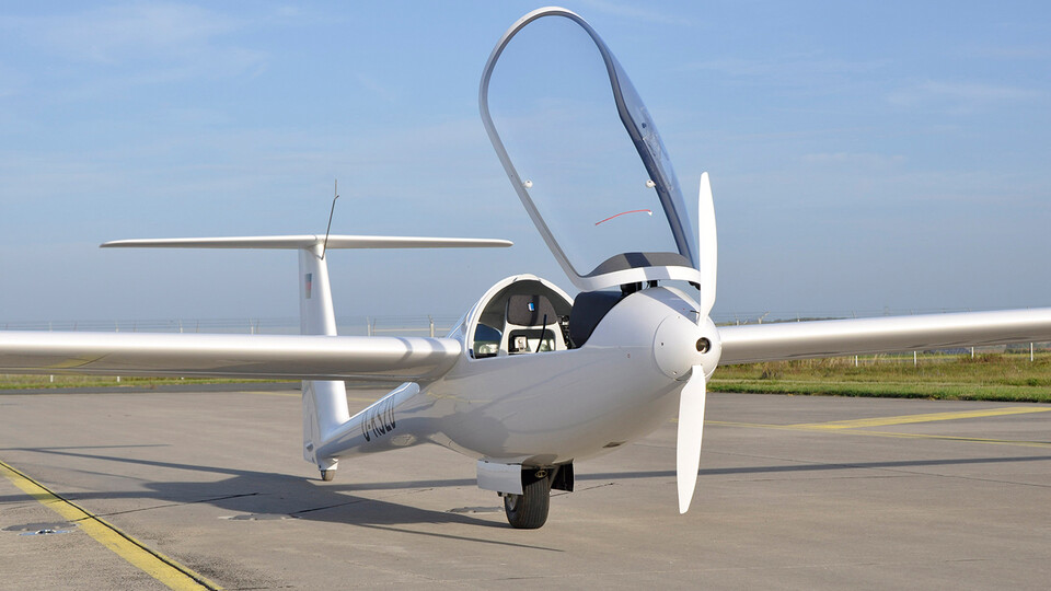 SZD-Gliders for Clubs and Aerobatics | Allstar PZL Glider
